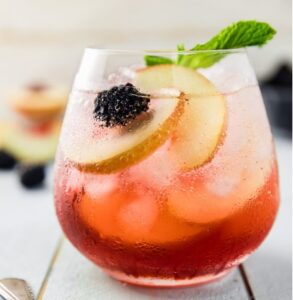 25 Easy Spring Cocktails - Sparkling Boy Ideas
