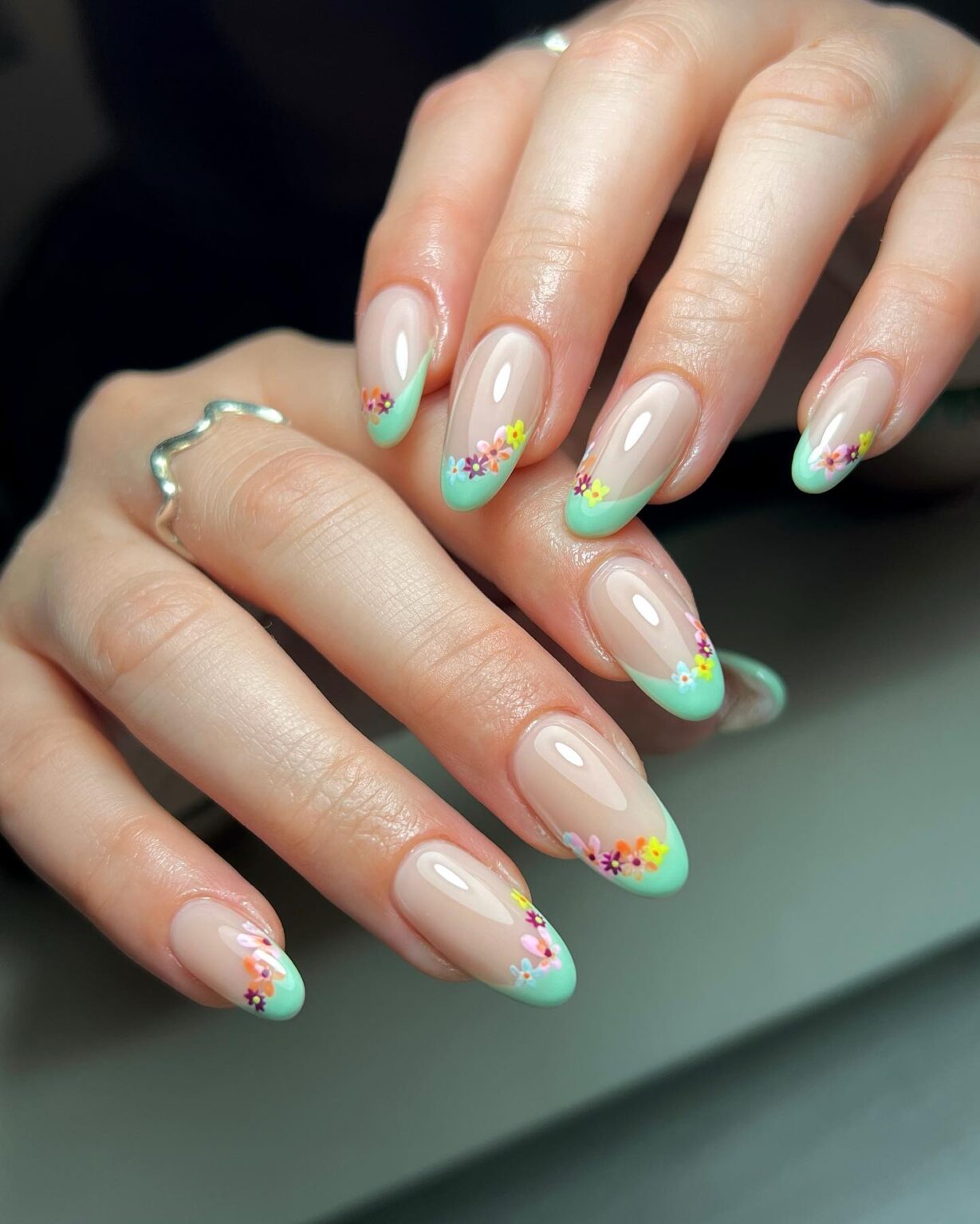 21 Cute Easy Spring Nail Art - Sparkling Boy Ideas