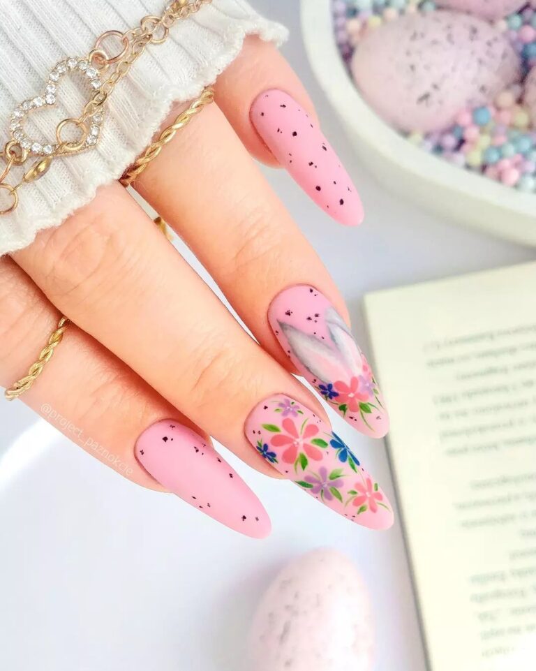 21 Cute Trendy Spring Nail Designs - Sparkling Boy Ideas