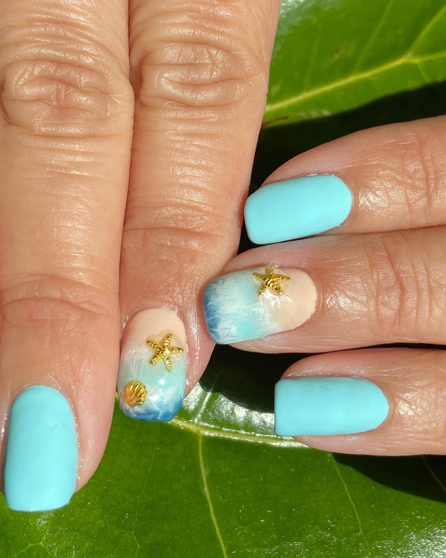21 Cute Trendy Beach Nails - Sparkling Boy Ideas