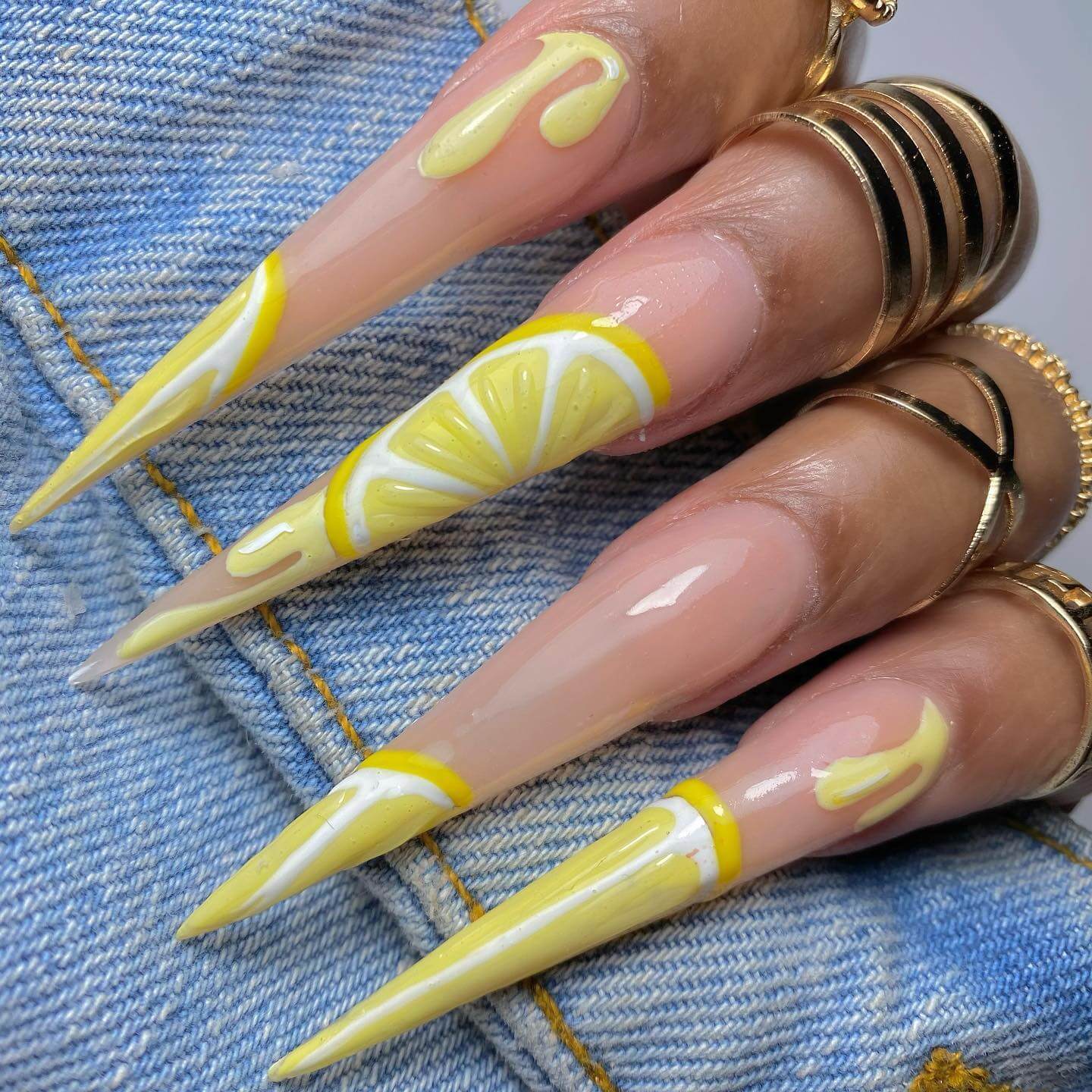 31 Summer Lemon Nails - Sparkling Boy Ideas