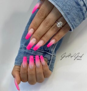 17 Cute Neon Pink Nails - Sparkling Boy Ideas