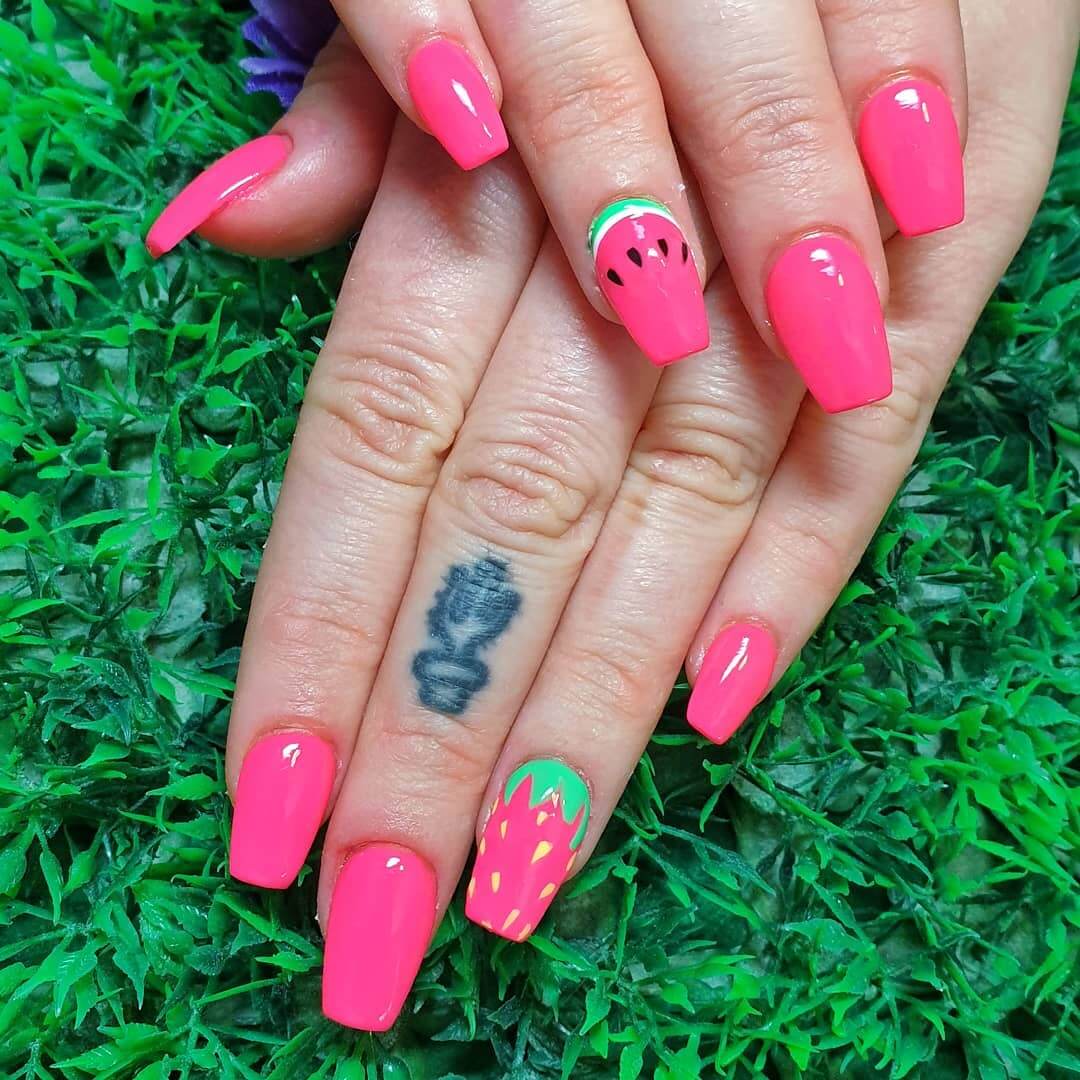 31 Cute Watermelon Nails - Sparkling Boy Ideas