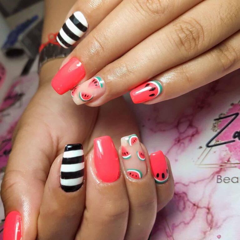 31 Cute Summer Watermelon Nails - Sparkling Boy Ideas