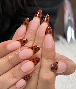 31 Cute Trendy Amber Nails - Sparkling Boy Ideas