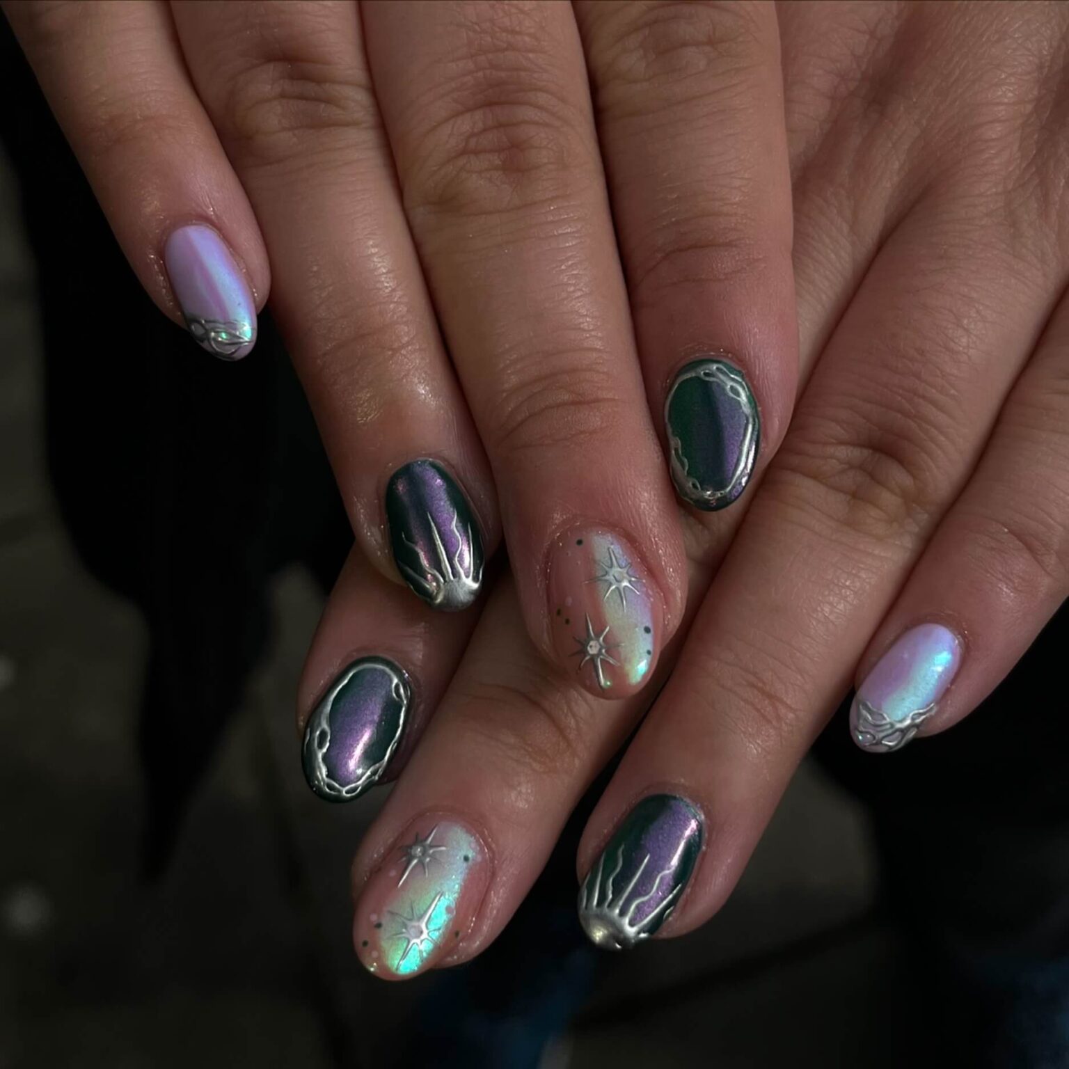 31 Trendy Chrome Nails - Sparkling Boy Ideas