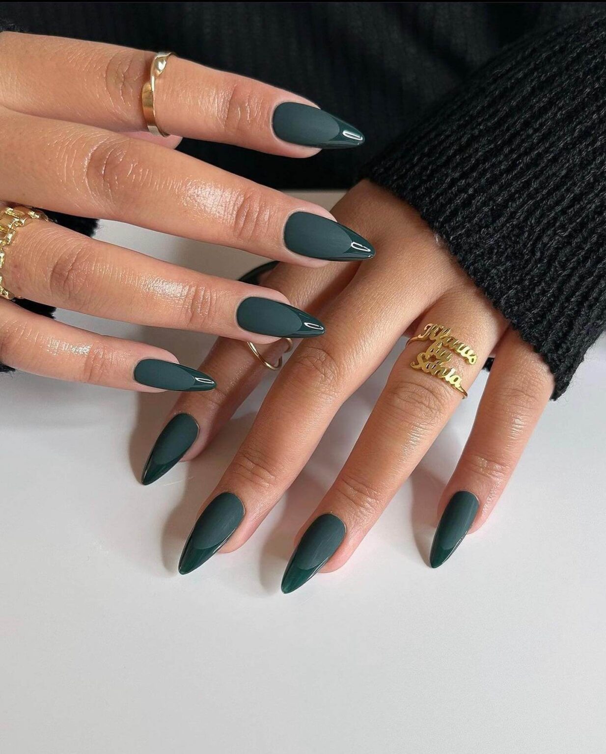 31 Simple & Trending Matte Nails - Sparkling Boy Ideas