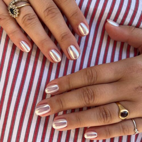 21 Simple Trending Metallic Nails - Sparkling Boy Ideas