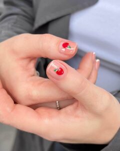 21 Trending Fall Apple Nails - Sparkling Boy Ideas
