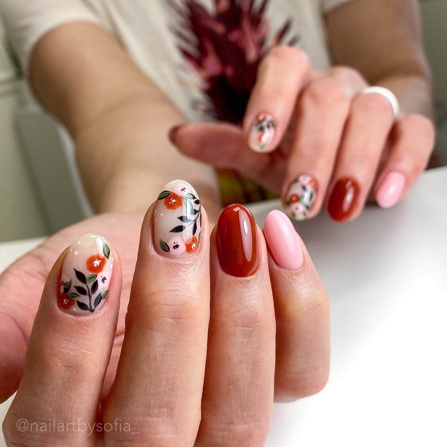 31 Super Stylish Fall Nails - Sparkling Boy Ideas