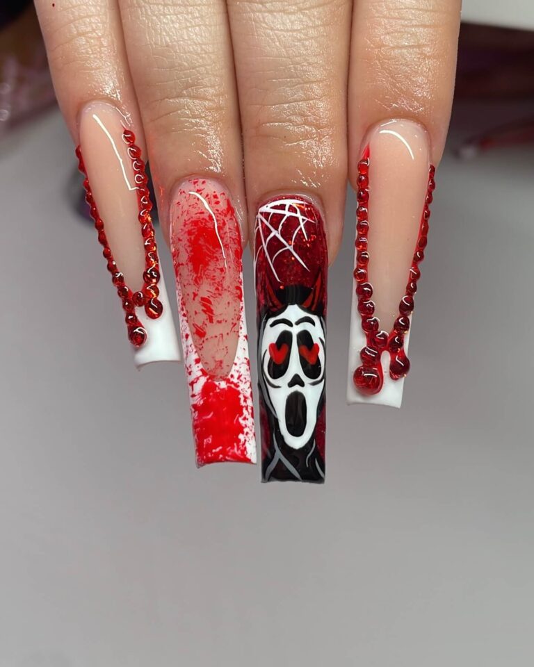 21 Spooky Halloween Nails - Sparkling Boy Ideas