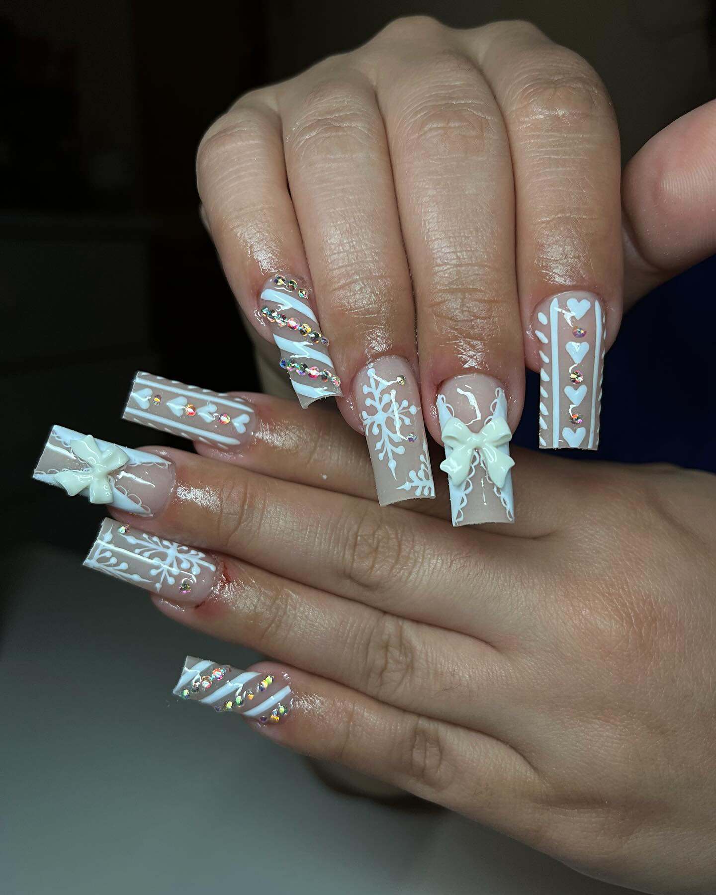 21 Trending Swarovski Nails - Sparkling Boy Ideas